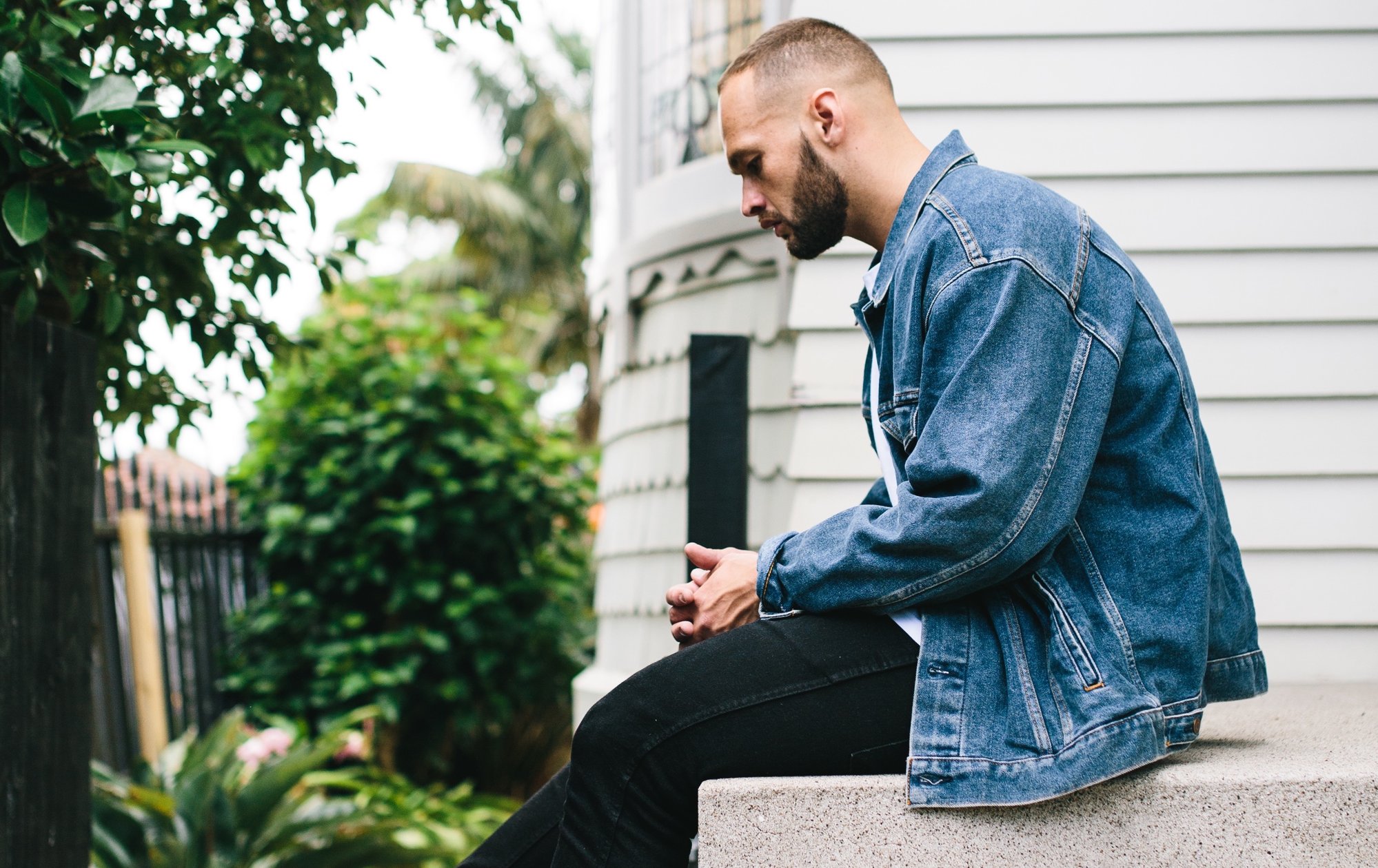 Sammy Johnson | Seated